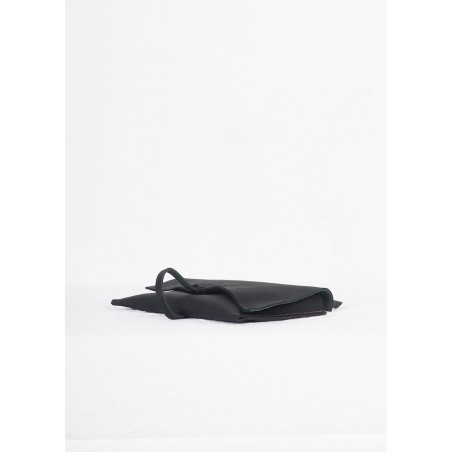 Handmade black leather case by Nubuckcuir